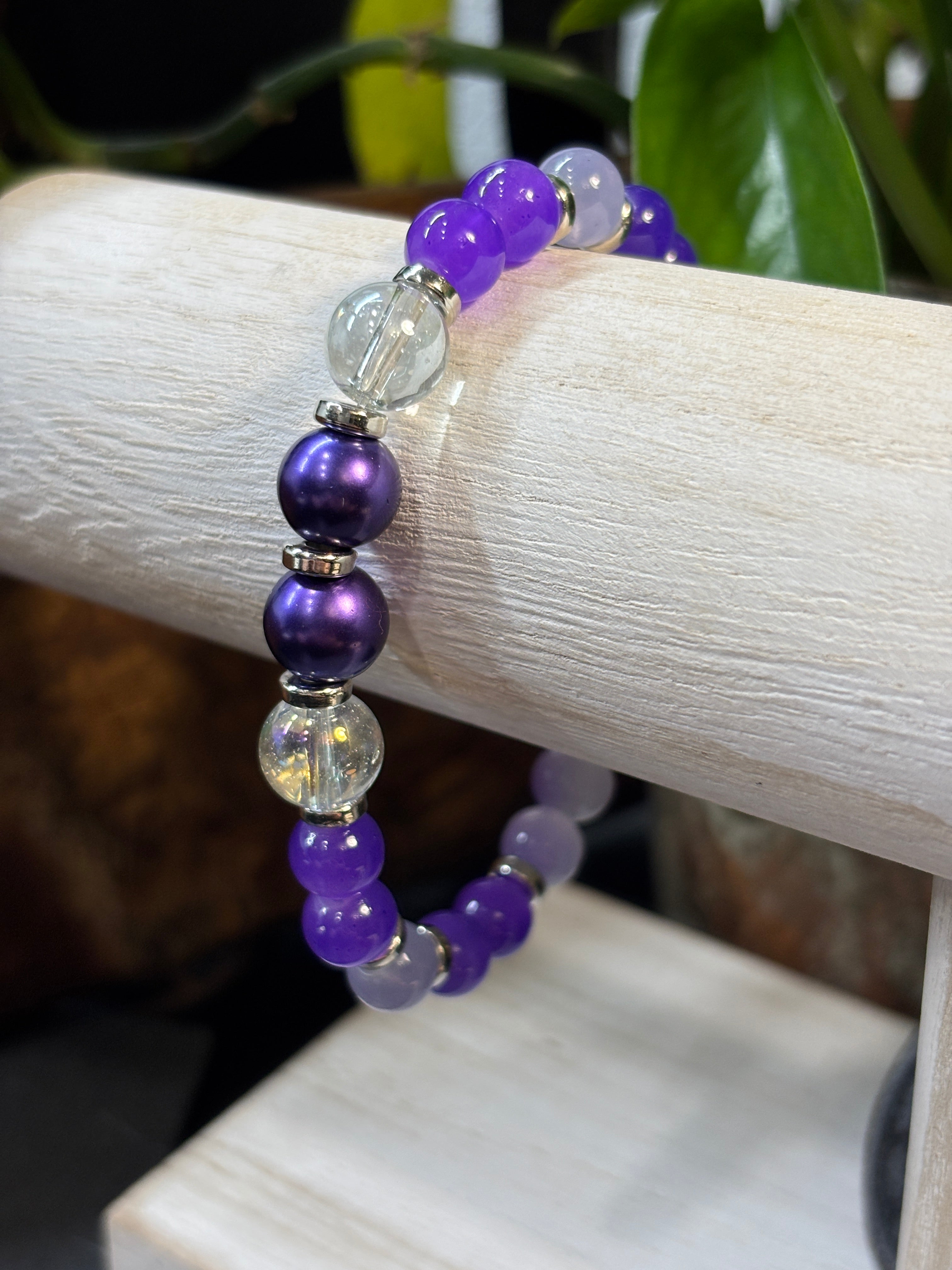 "Lexi II" - Handmade Glass Beaded Stretch Bracelet - Twister's ...